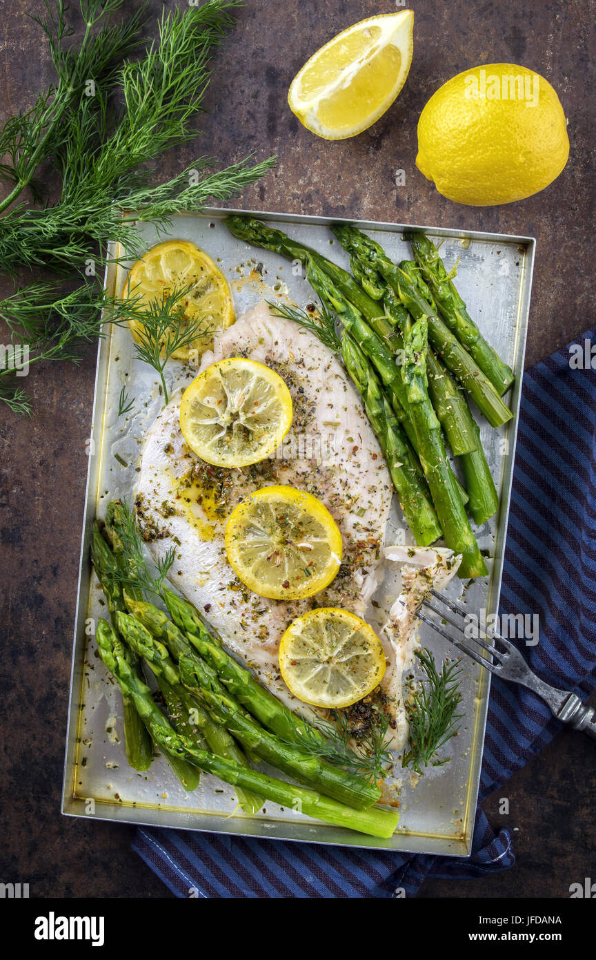 Seelachs filet hi-res stock photography and images - Alamy