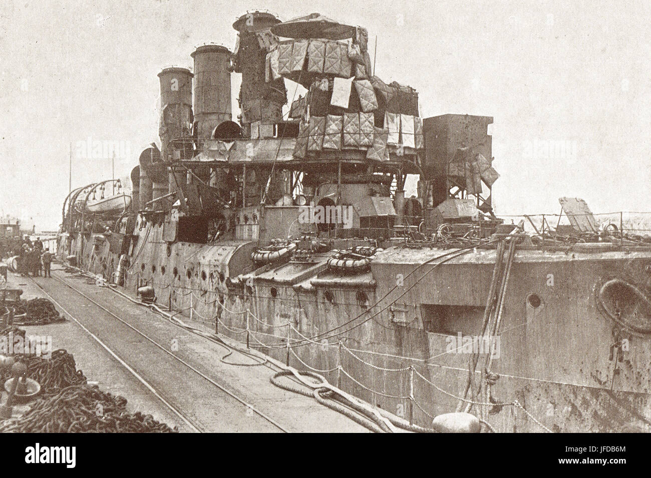 HMS Vindictive after the Zeebrugge raid Stock Photo - Alamy