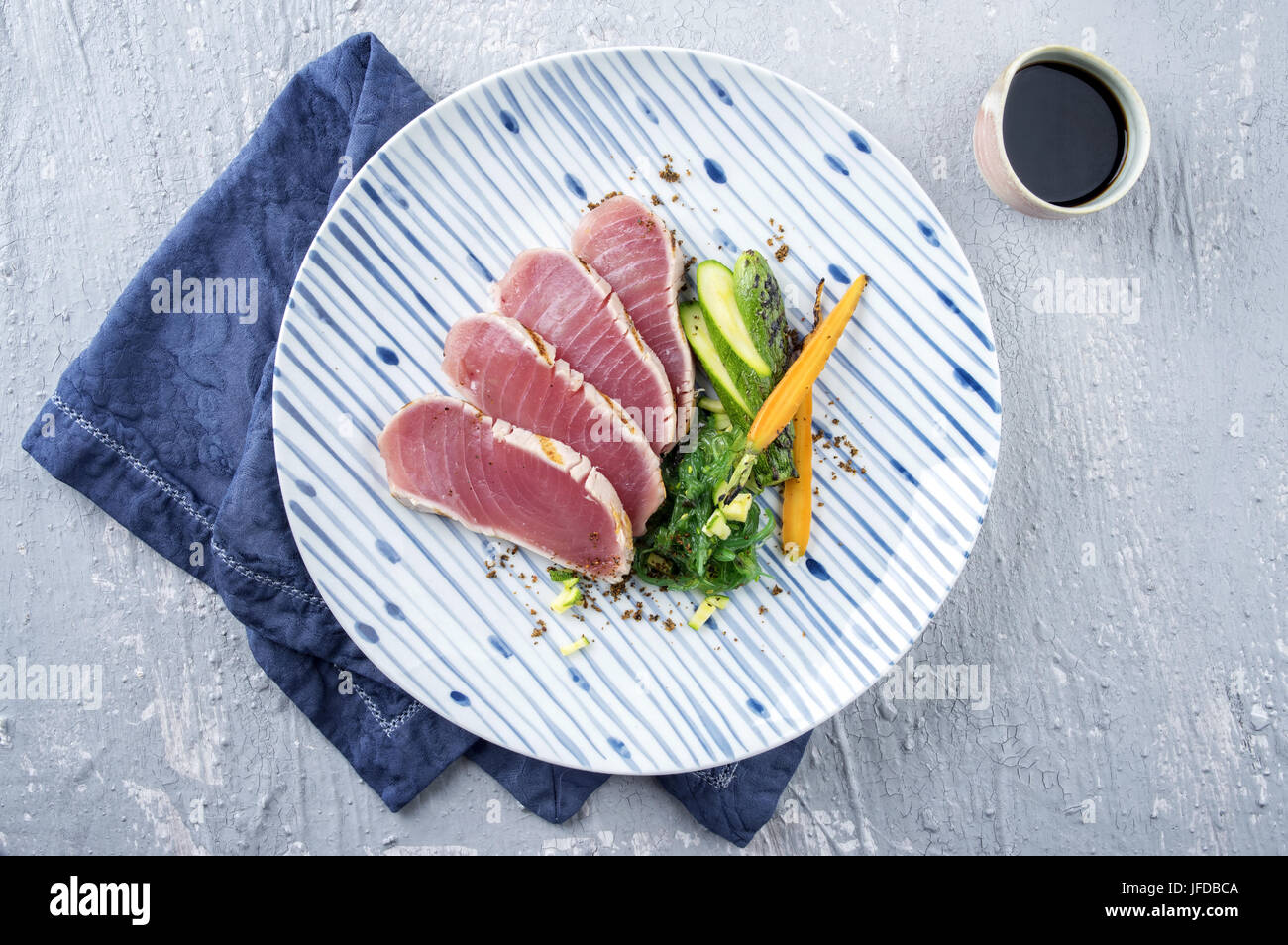 Tuna Filets with Vegetable Stock Photo - Alamy