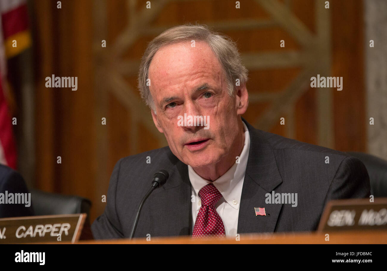 Tom carper hi-res stock photography and images - Alamy
