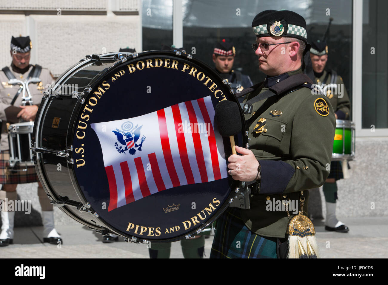U.S. Customs and Border Protection held a Valor Memorial and Wreath ...