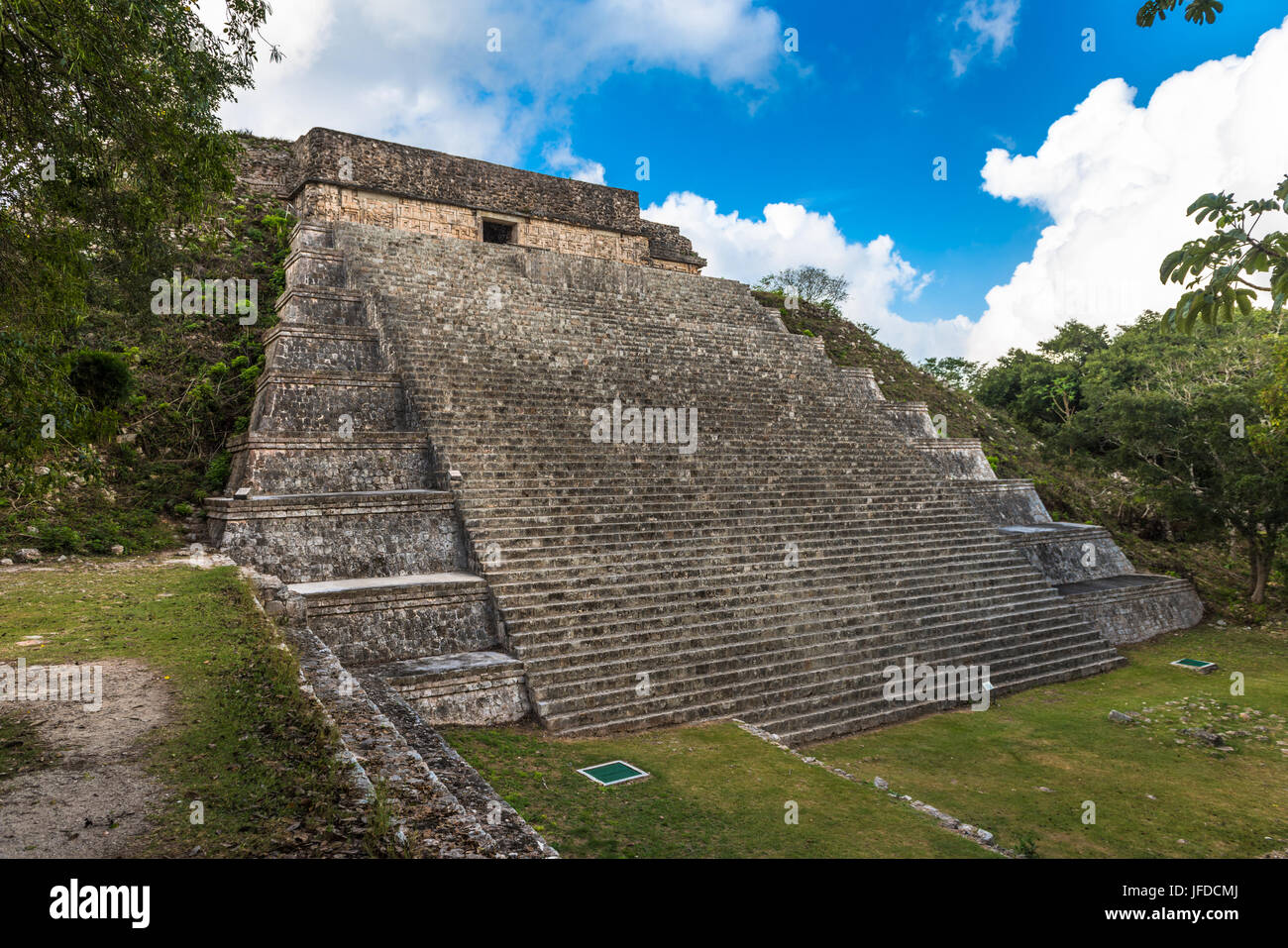 The great pyramid in Uxmal, Yucatan, Mexico Stock Photo - Alamy