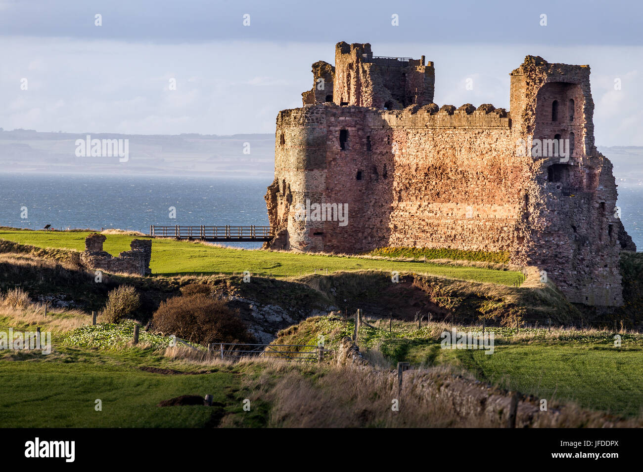 Close-up shot of Tantallon castle Stock Photo - Alamy