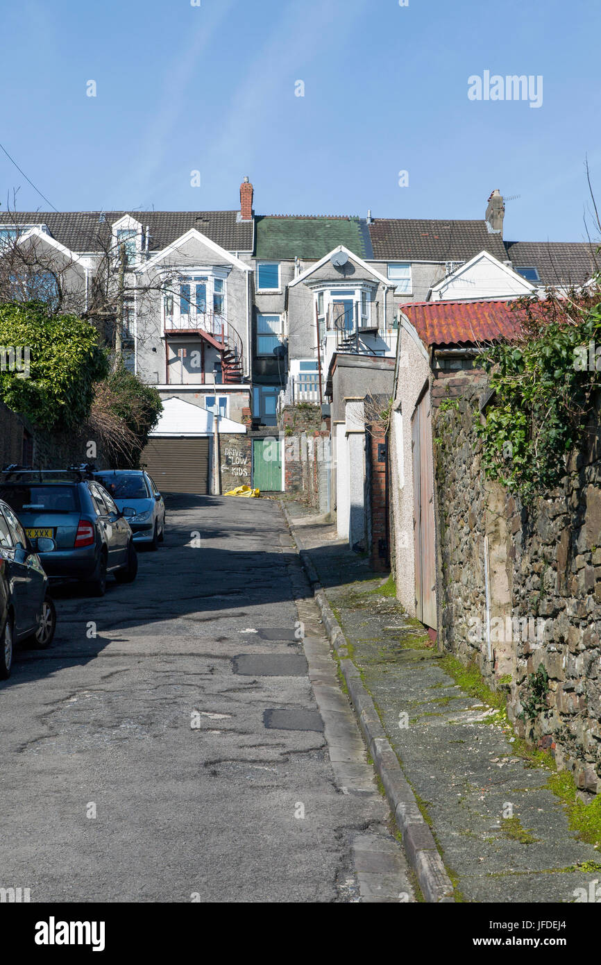 Victorian back back terrace houses hi-res stock photography and images ...