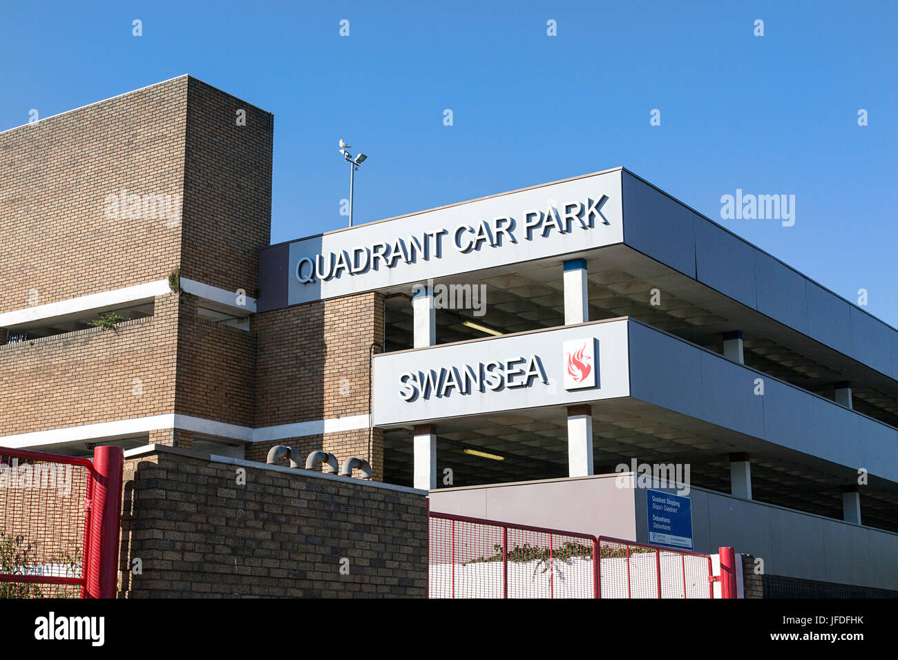 Multi storey shopping mall hi-res stock photography and images - Alamy