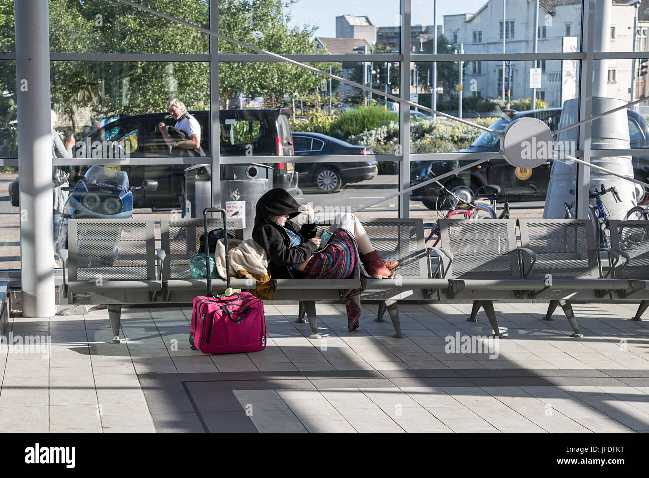Bus Station Waiting room Stock Photo - Alamy