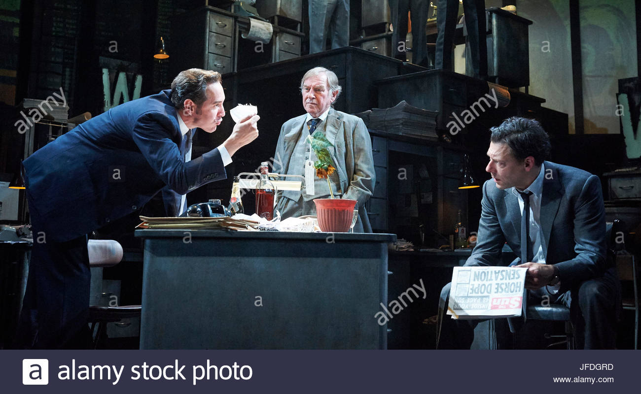 Larry Lamb The Sun High Resolution Stock Photography and Images - Alamy