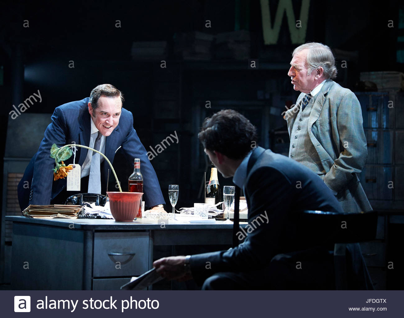 Larry Lamb The Sun High Resolution Stock Photography and Images - Alamy