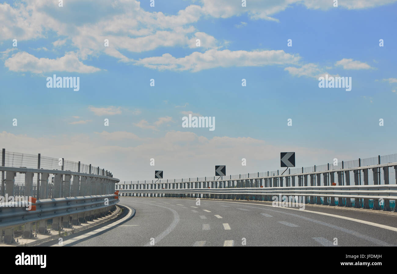 Empty highway road Stock Photo - Alamy