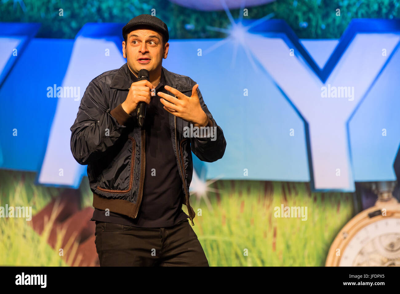 Erfolgreic hi-res stock photography and images - Alamy