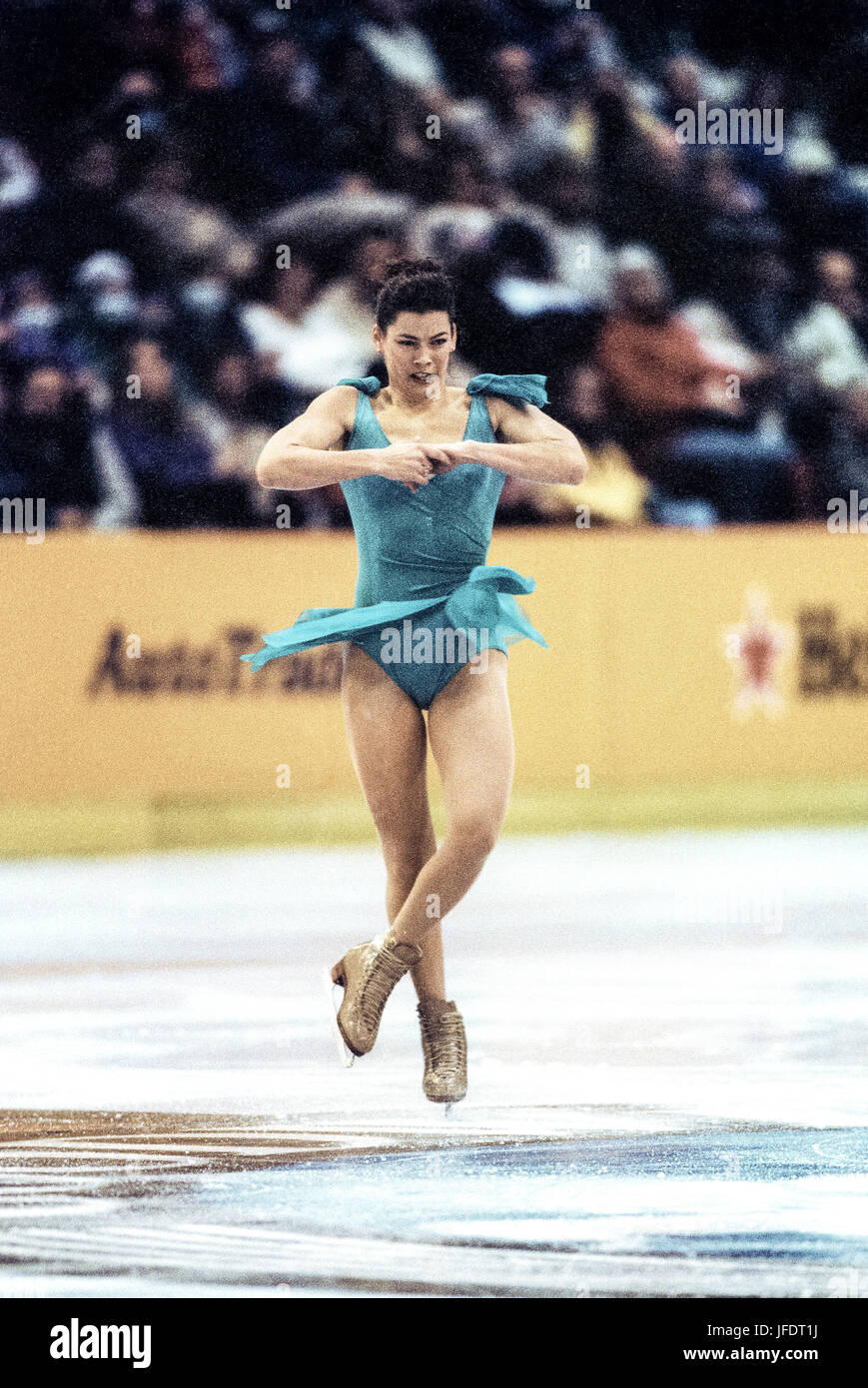 Nancy kerrigan ice skating hi-res stock photography and images - Alamy