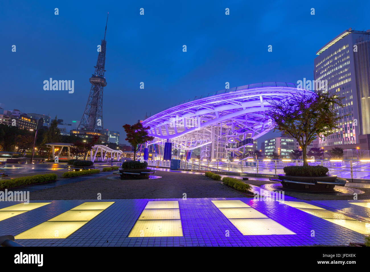 Oasis 21 park hi-res stock photography and images - Alamy