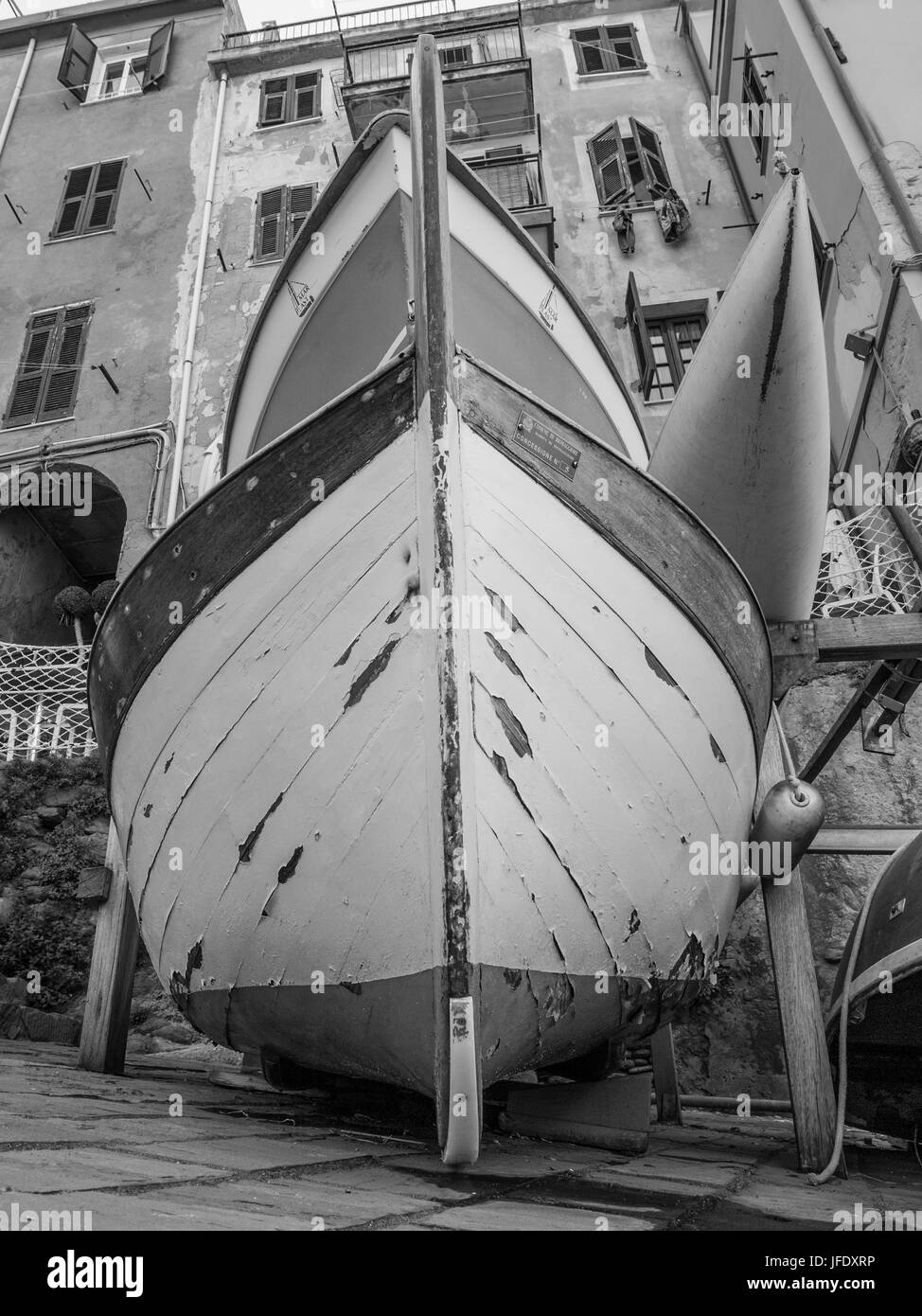 Traditional italian fishing boat Black and White Stock Photos & Images ...