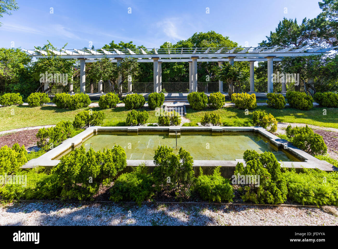 Old pergola hi-res stock photography and images - Alamy