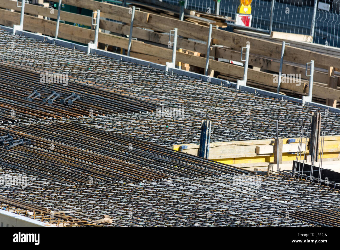 Foundation building of steel and concrete Stock Photo - Alamy