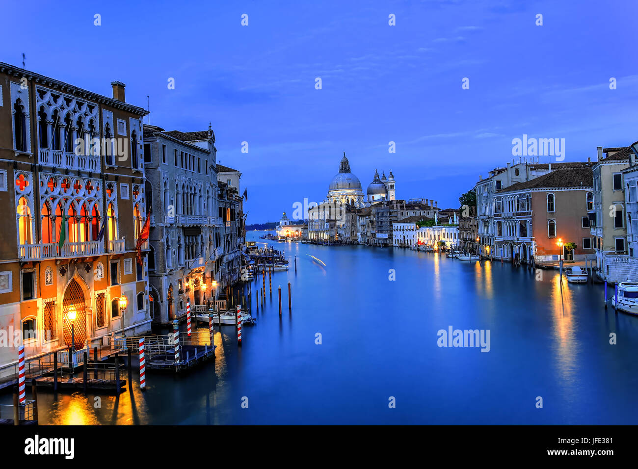 Twilight venice hi-res stock photography and images - Alamy