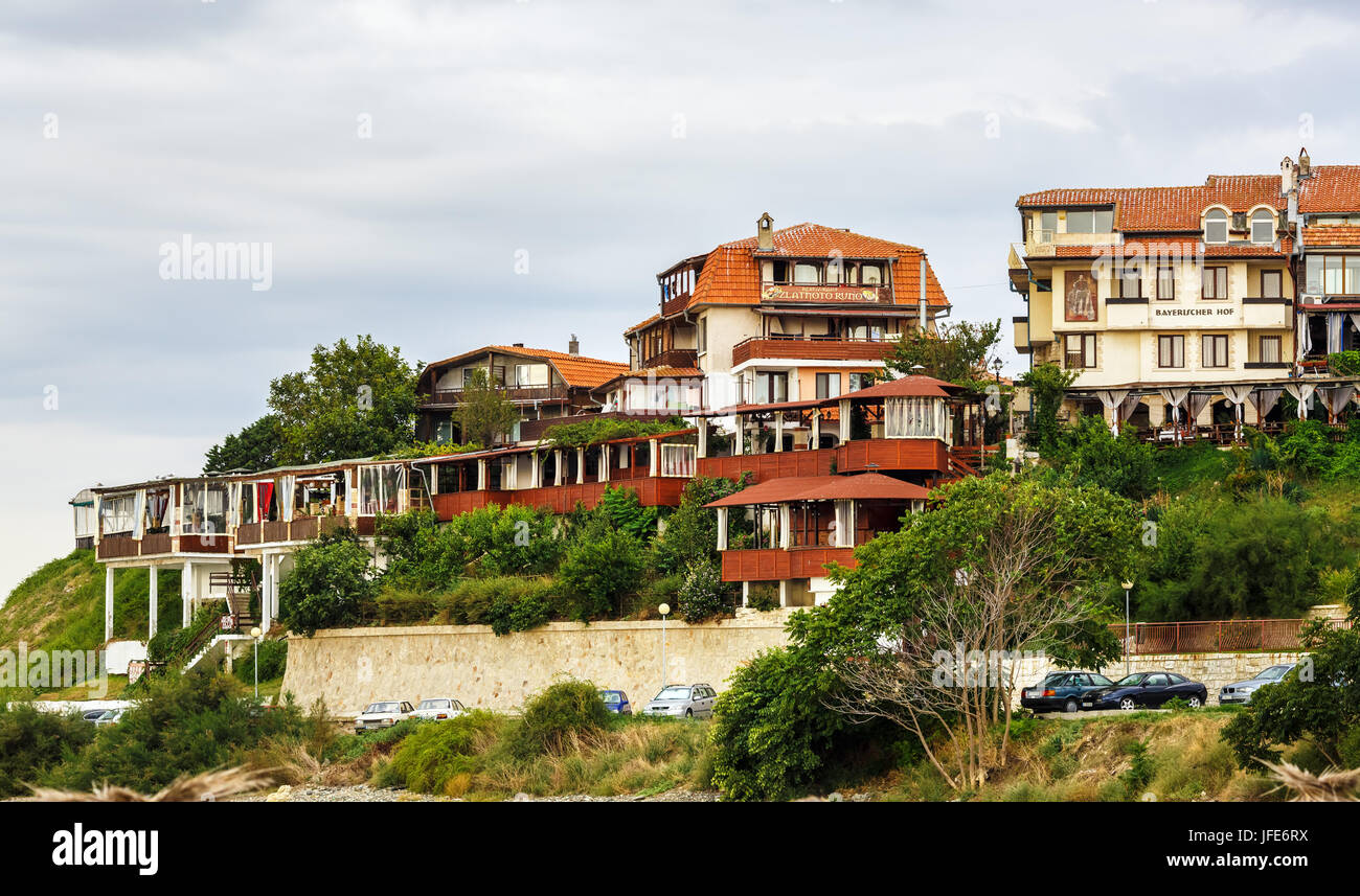 Trees medieval architecture hi-res stock photography and images - Alamy