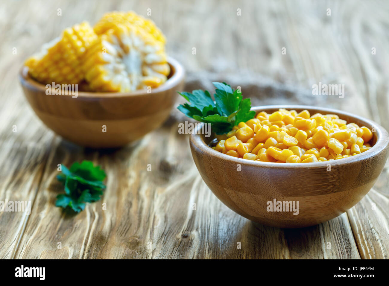 Sweet corn in bowl hi-res stock photography and images - Alamy