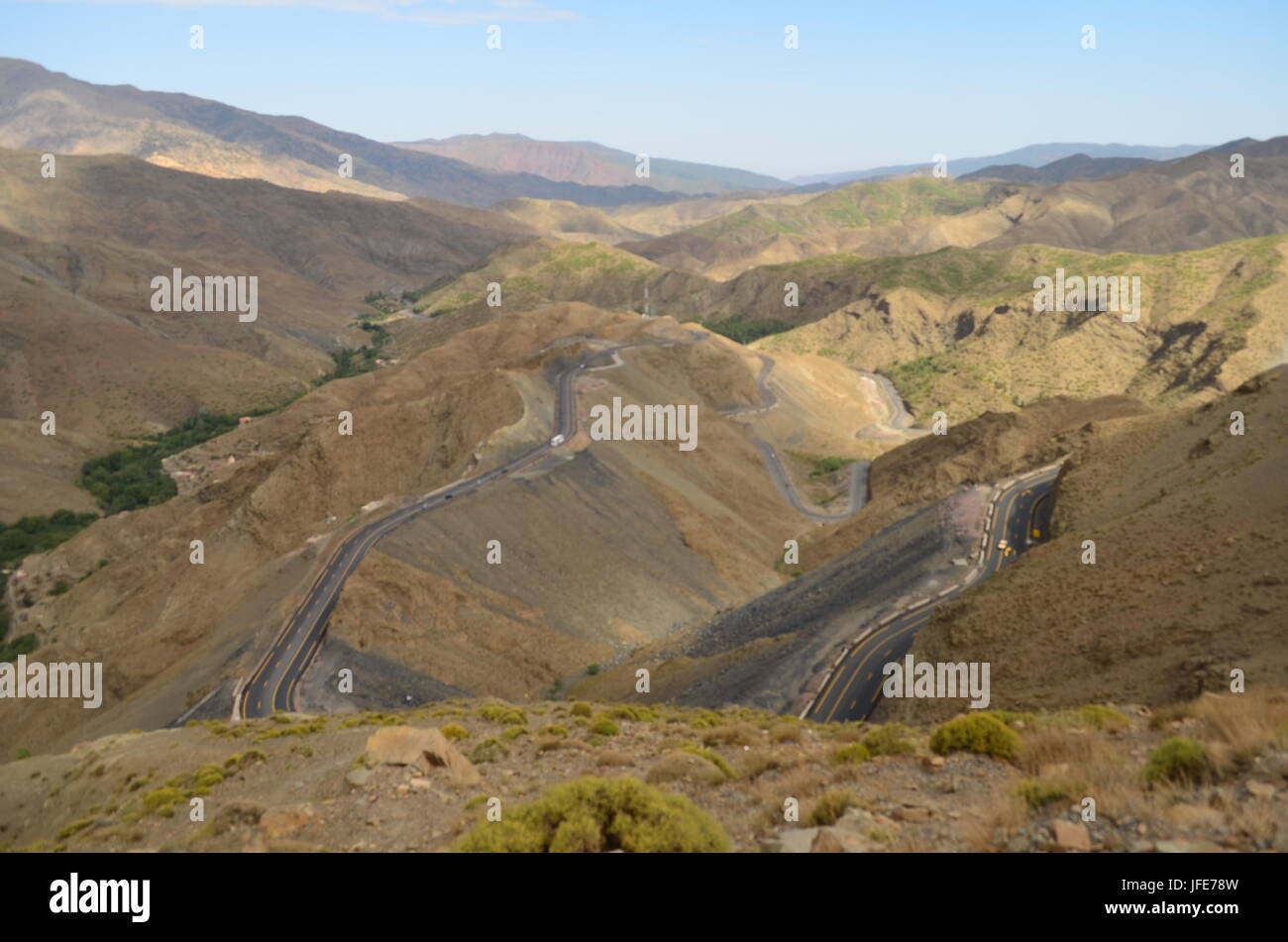 Curved edge curves hi-res stock photography and images - Alamy