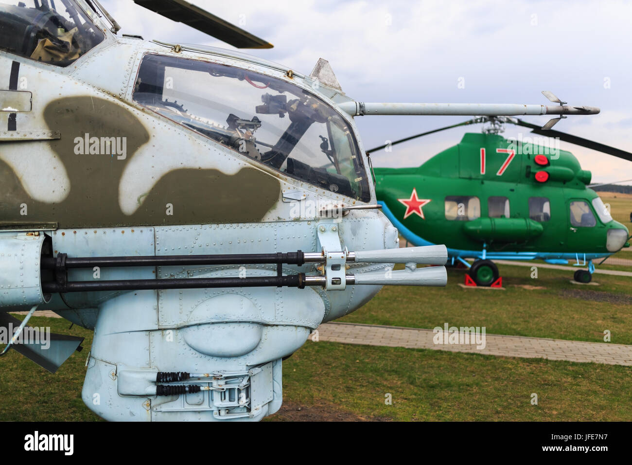 Helicopter landing gear hi-res stock photography and images - Alamy
