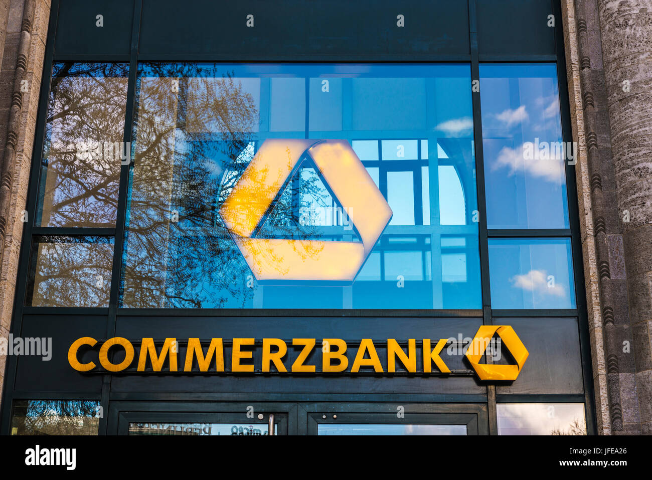 Commerzbank logo hi-res stock photography and images - Alamy