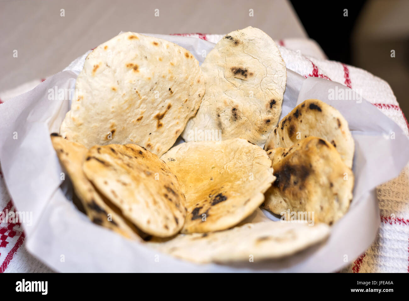 Unleavened flatbread hi-res stock photography and images - Alamy