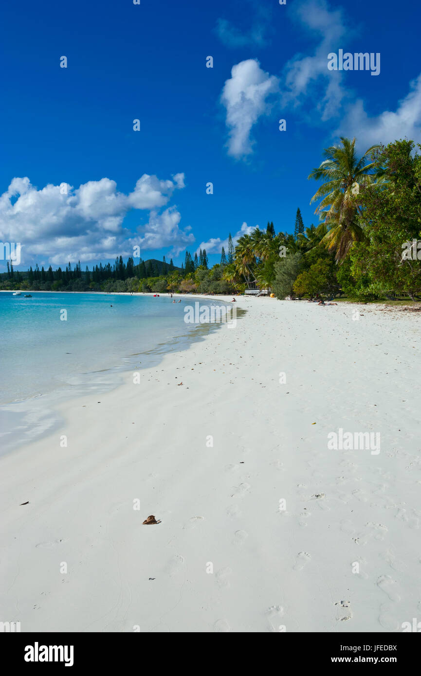 White sand beach, Bay de Kanumera, Ile des Pins, New Caledonia ...