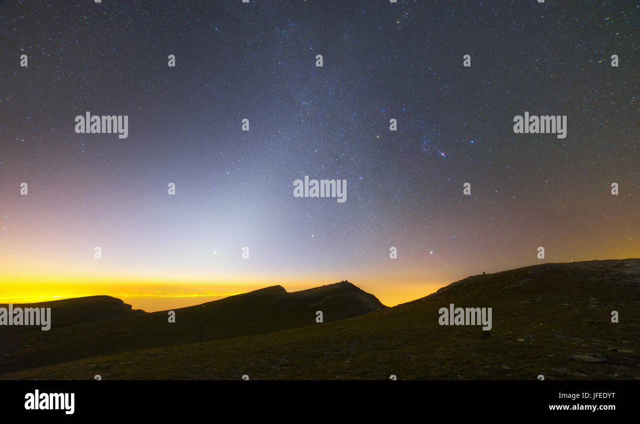 Orion constellation hi-res stock photography and images - Alamy