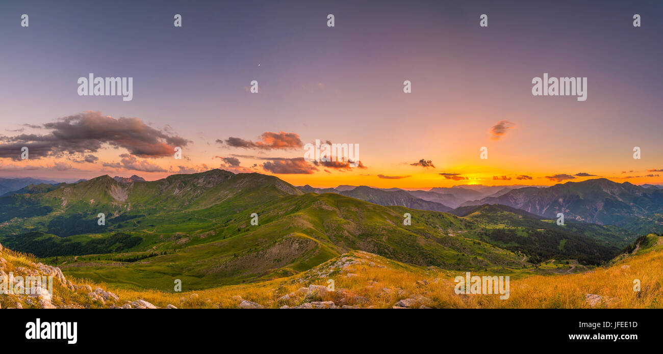 Sunset On Agrafa Mountains Stock Photo - Alamy