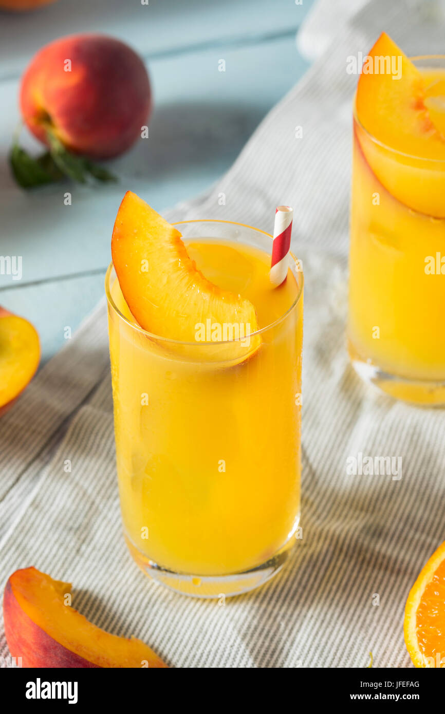 Fuzzy navel cocktail hi-res stock photography and images - Alamy