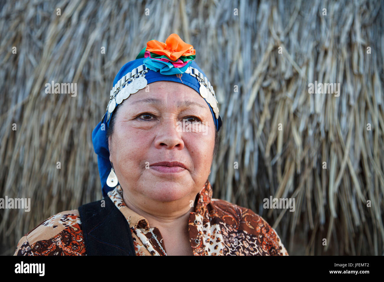 Chile mapuche woman traditional hi-res stock photography and images - Alamy