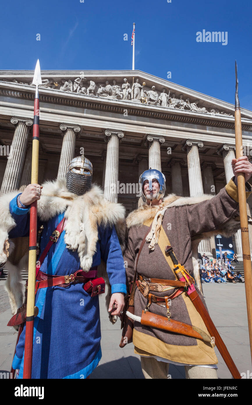 Anglo saxon costume hi-res stock photography and images - Alamy