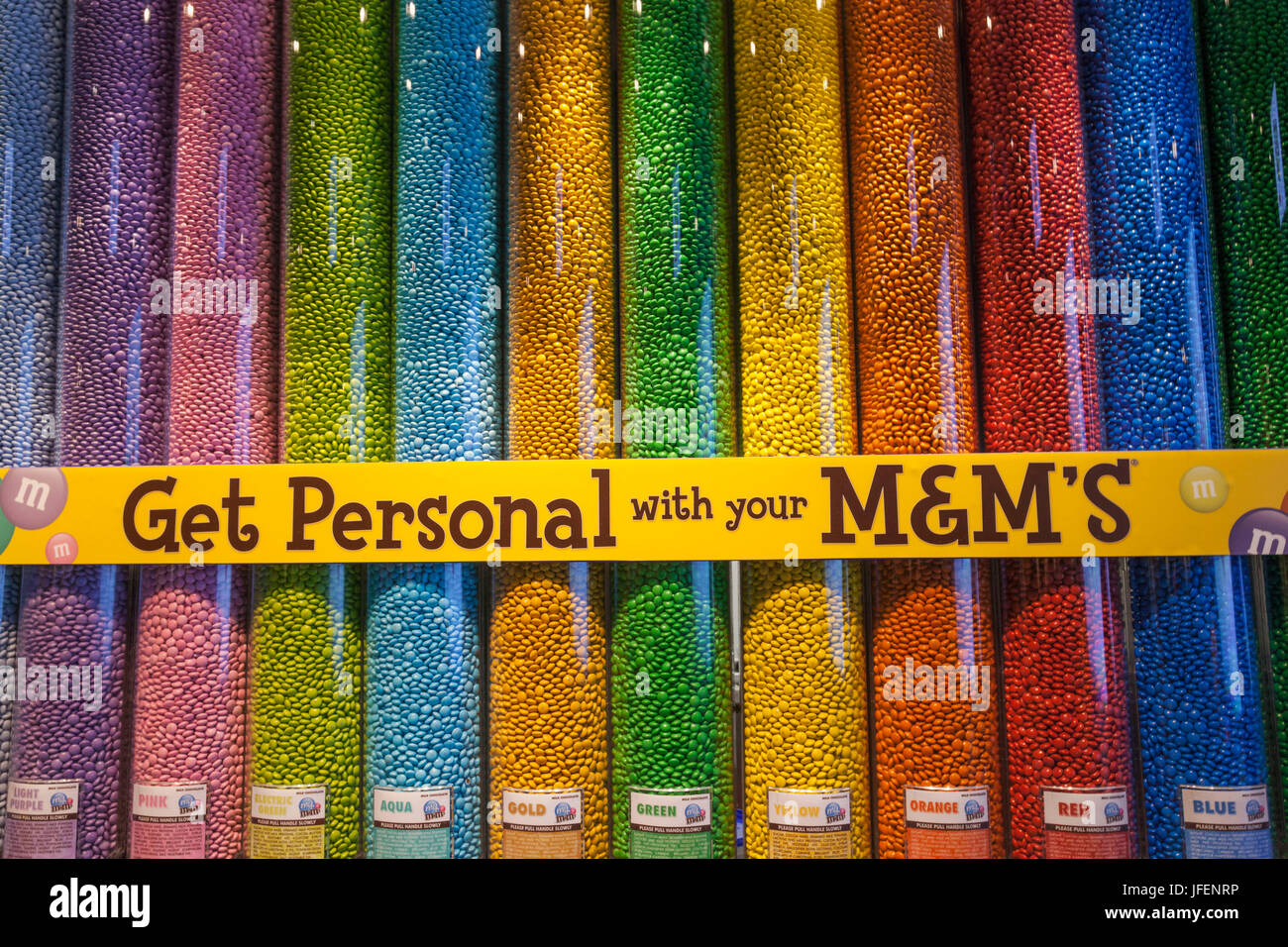 M&m's shop hi-res stock photography and images - Alamy