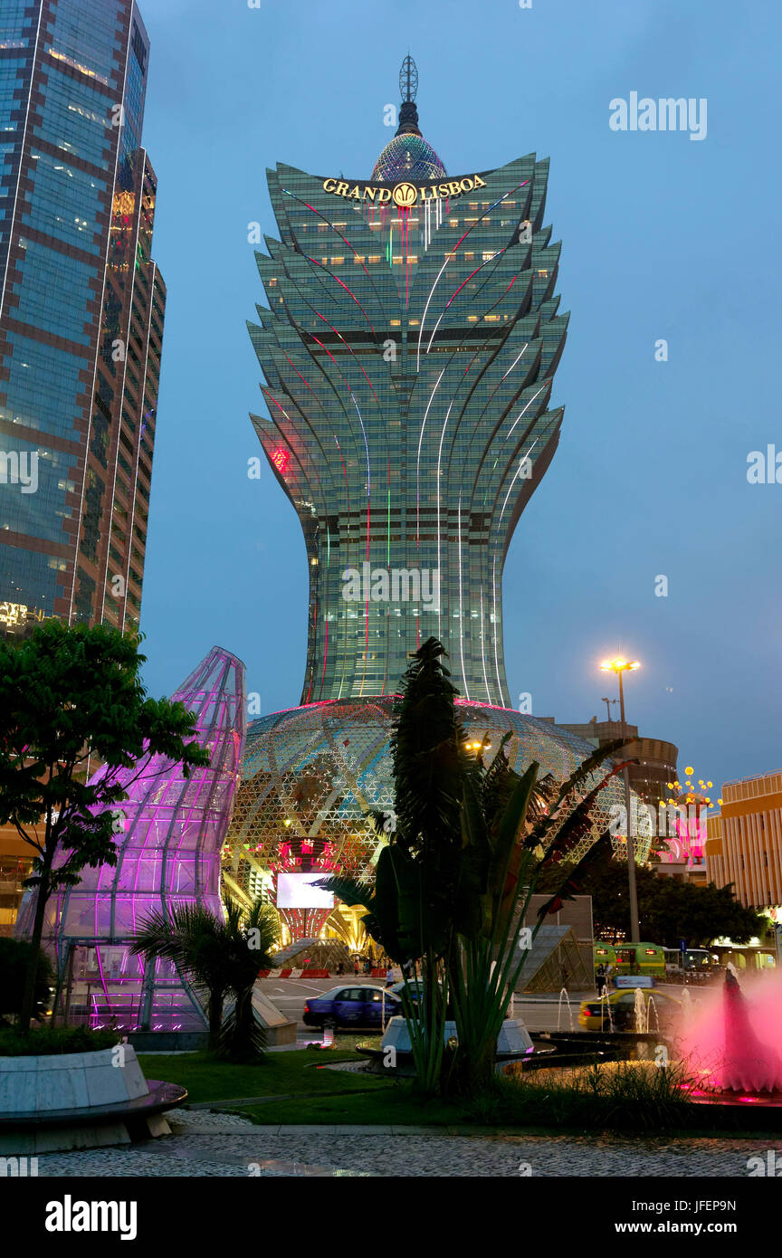 Grand hotel china hi-res stock photography and images - Alamy