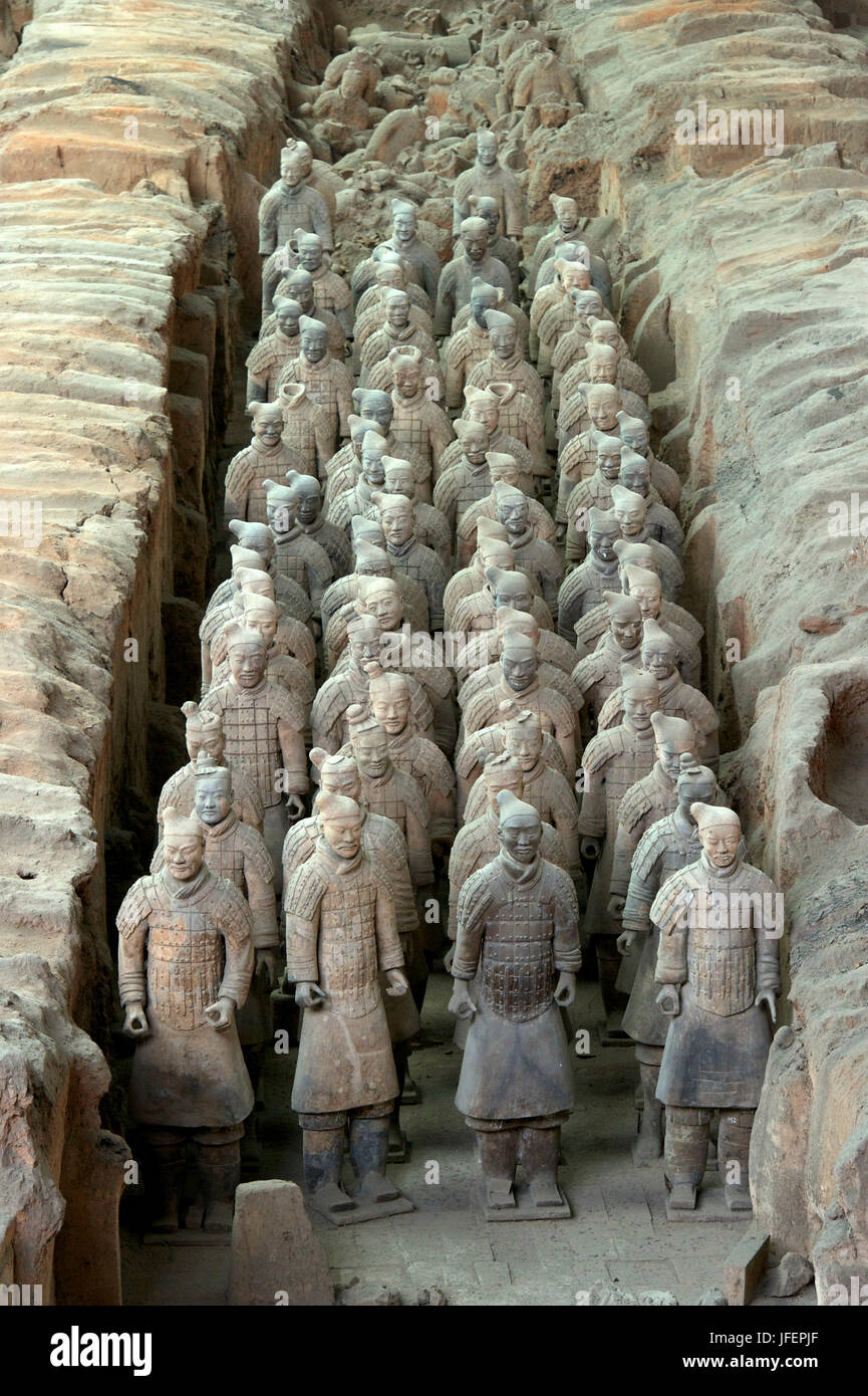 Qin shi huangdi’s tomb hi-res stock photography and images - Alamy