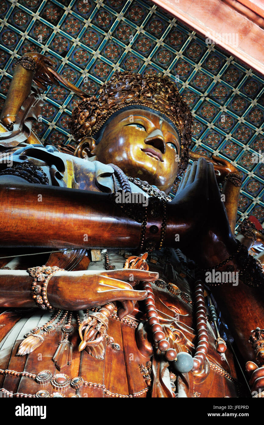 Weighing more 100t hi-res stock photography and images - Alamy