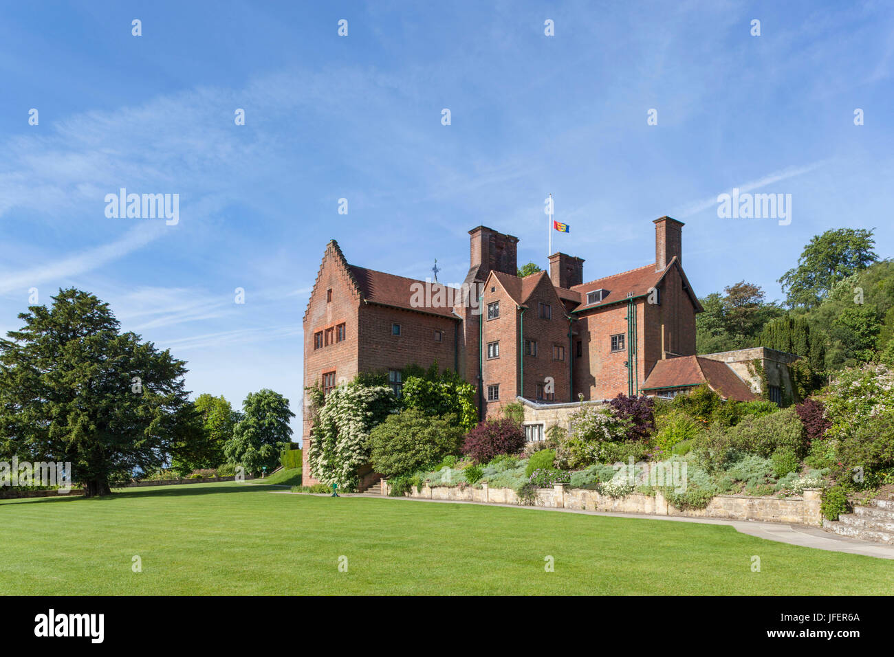 Winston churchill house chartwell hi-res stock photography and images ...