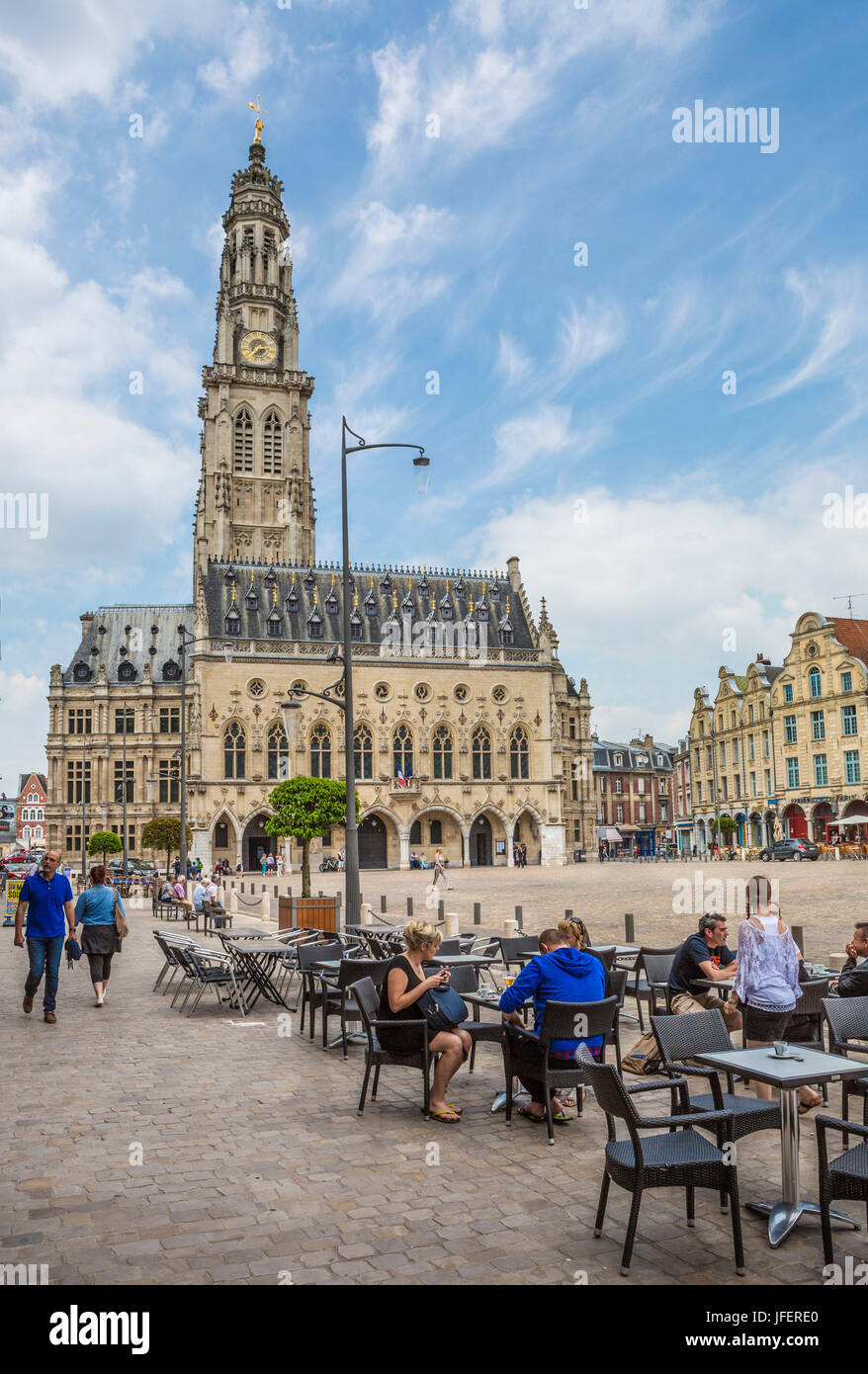 Cafe Arras High Resolution Stock Photography and Images - Alamy