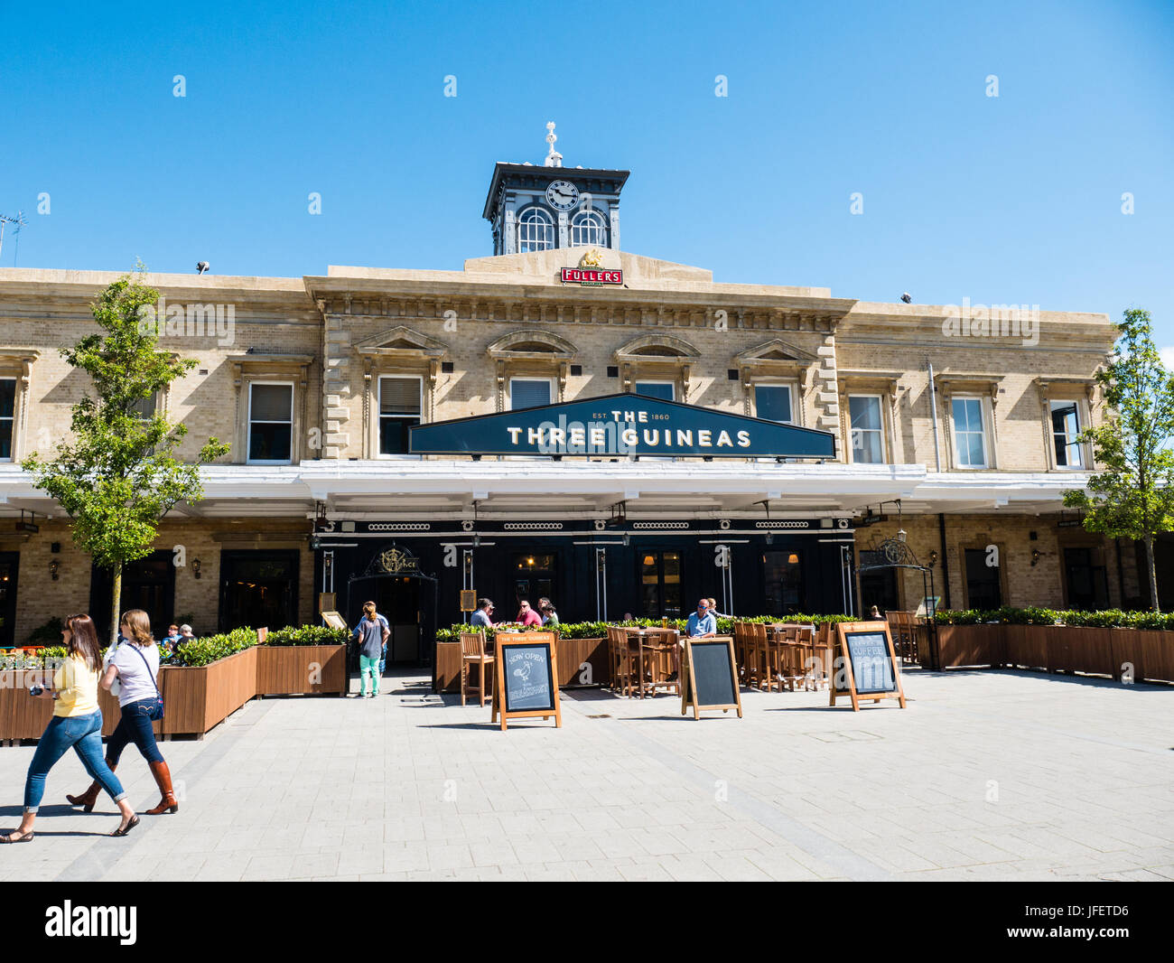 The Three Guineas, Pub-Resturant, Reading Railway Station, Reading ...