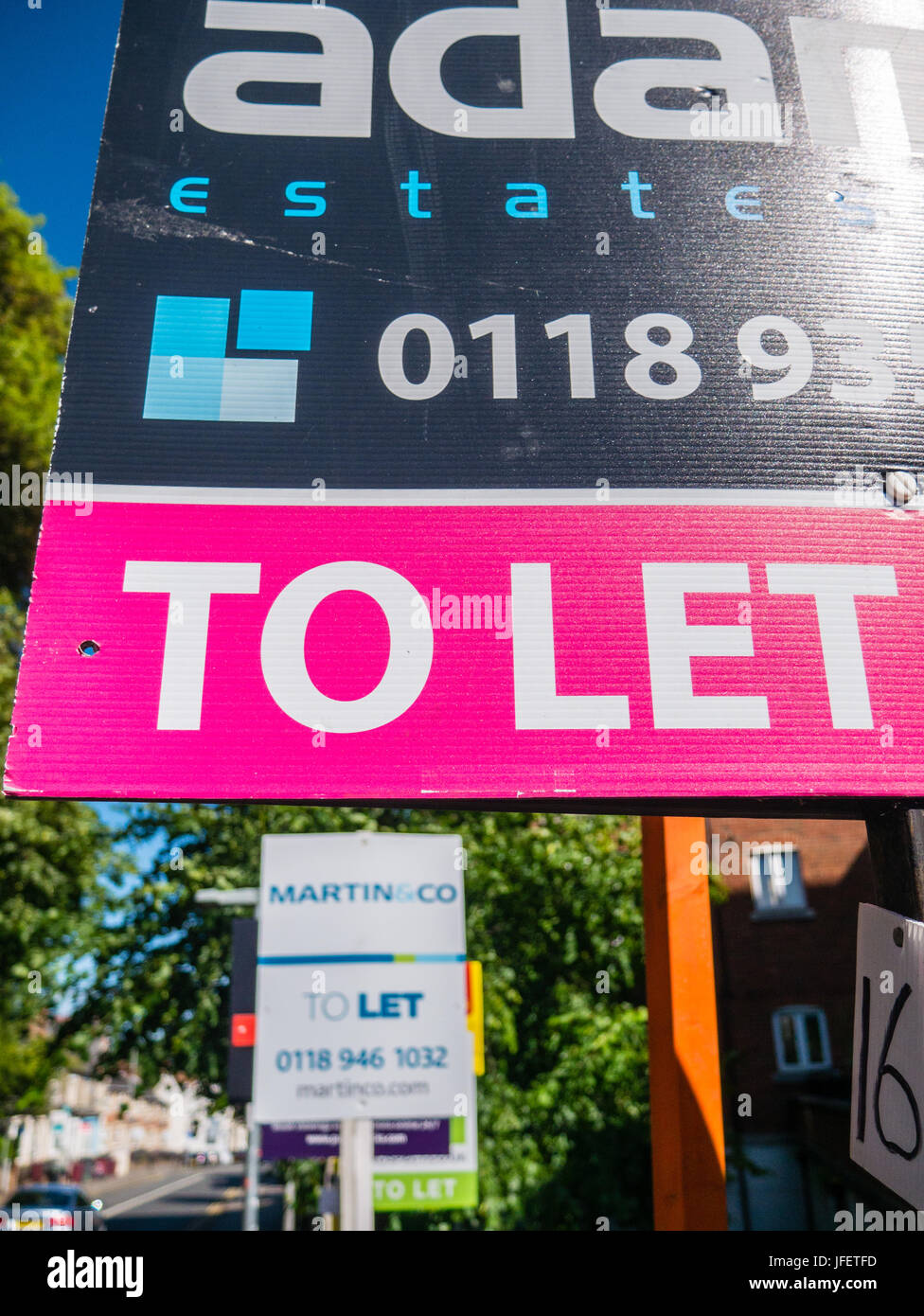 To Let Signs, Block of Flats, Reading, Berkshire, England Stock Photo ...