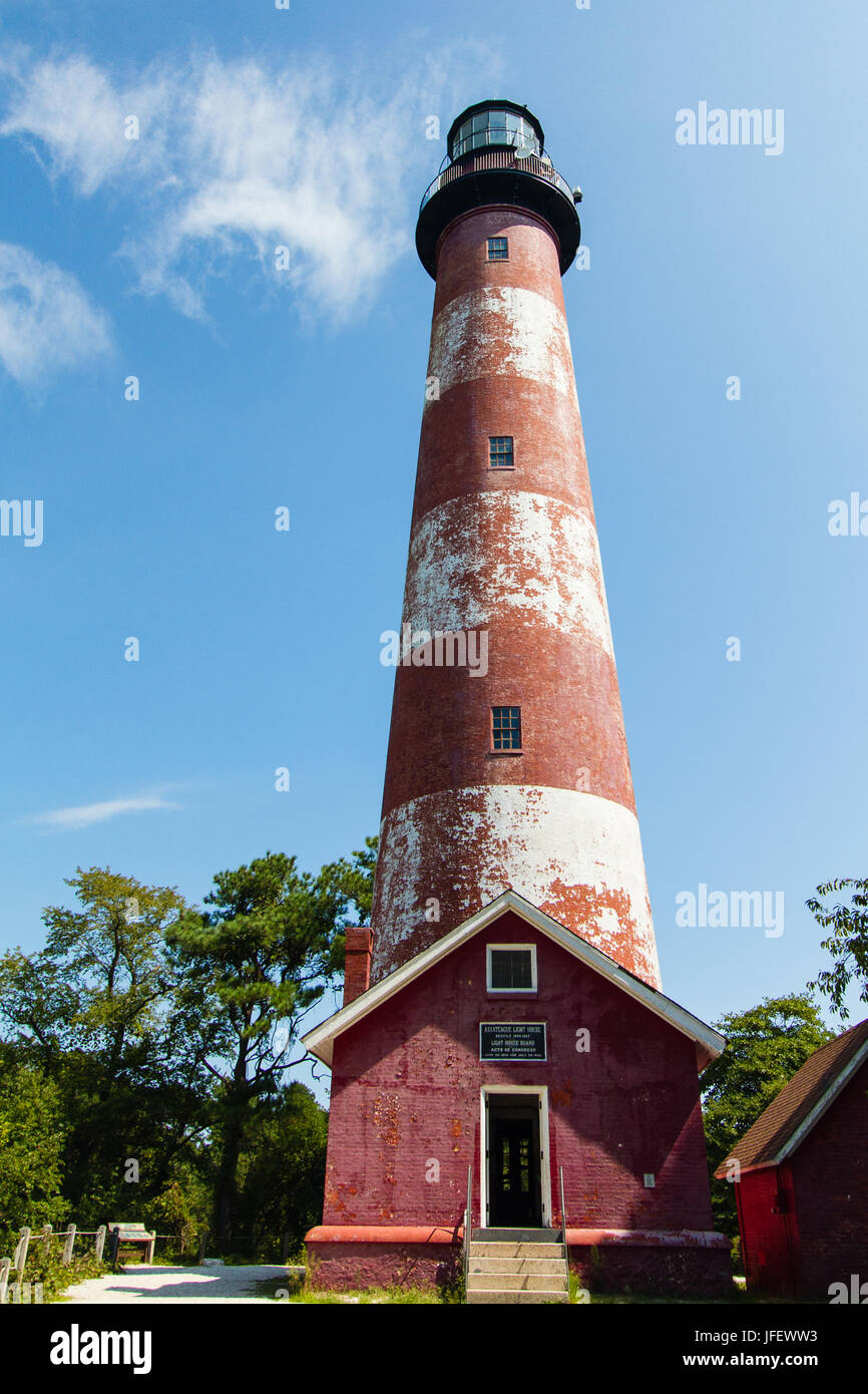 142 foot tall hi-res stock photography and images - Alamy