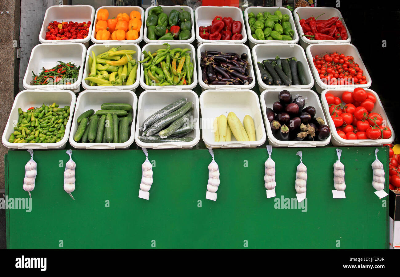 Vegetable stand hi-res stock photography and images - Alamy