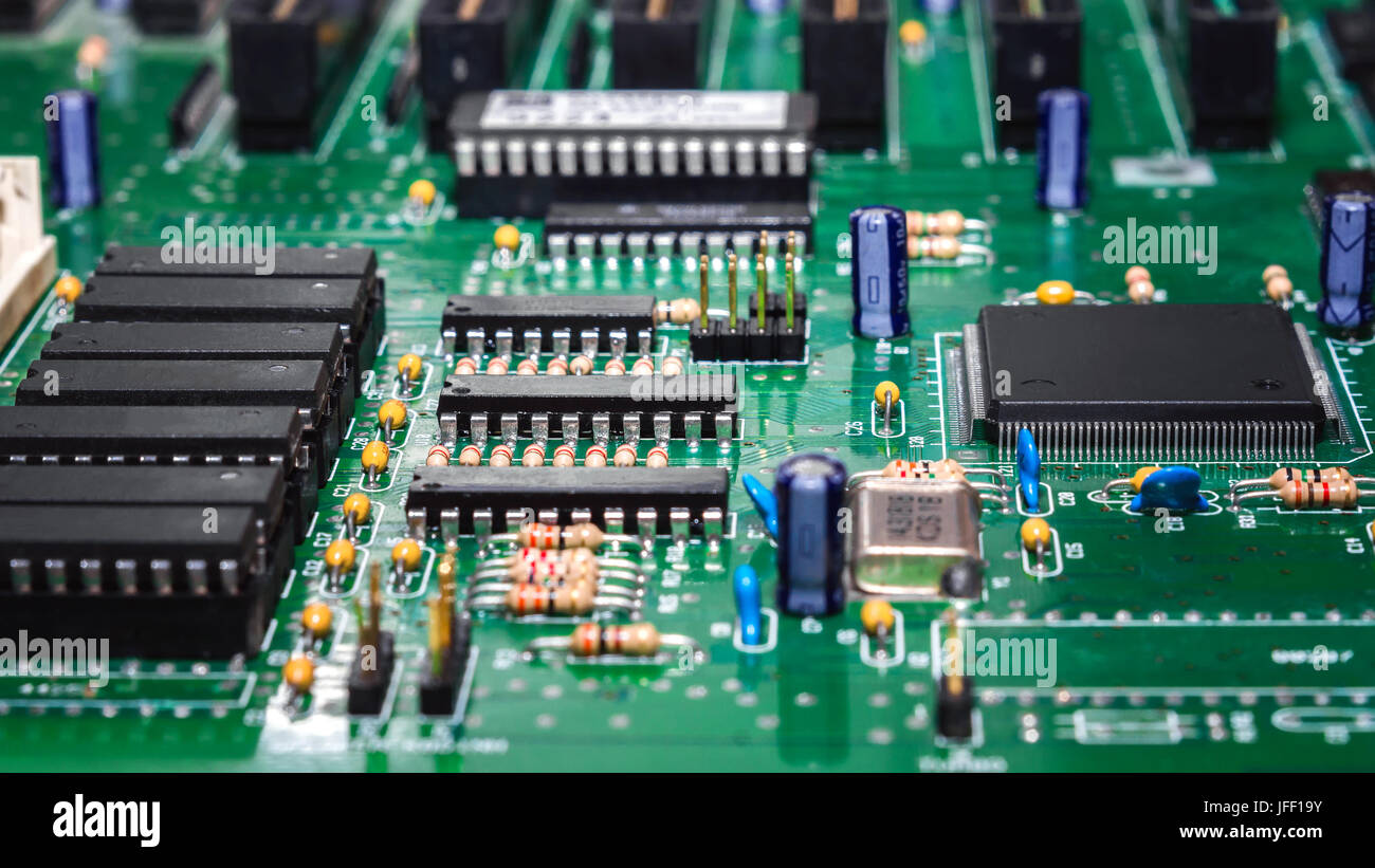 Semiconductor device hi-res stock photography and images - Alamy