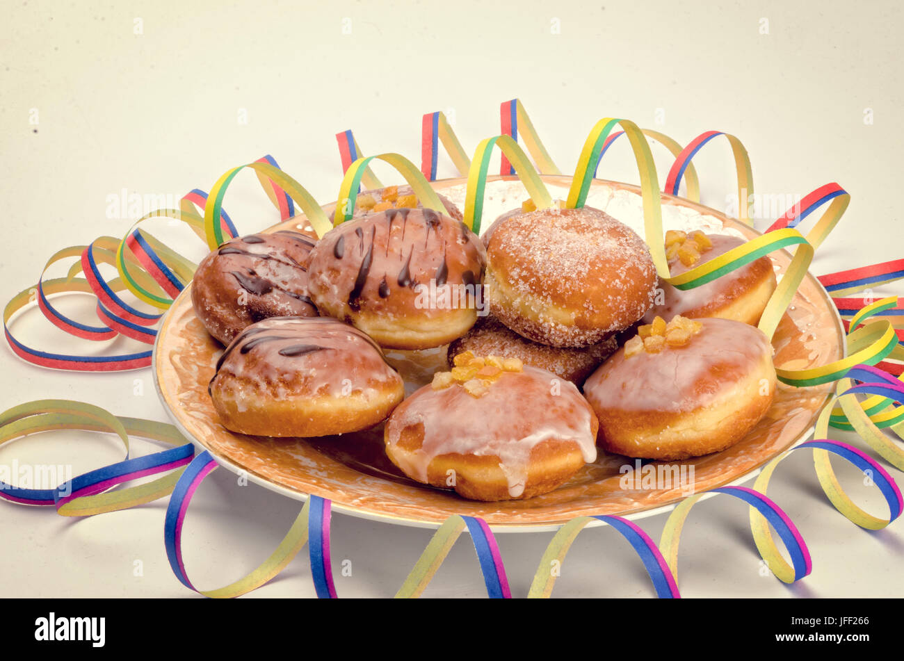 Donut teig hi-res stock photography and images - Alamy
