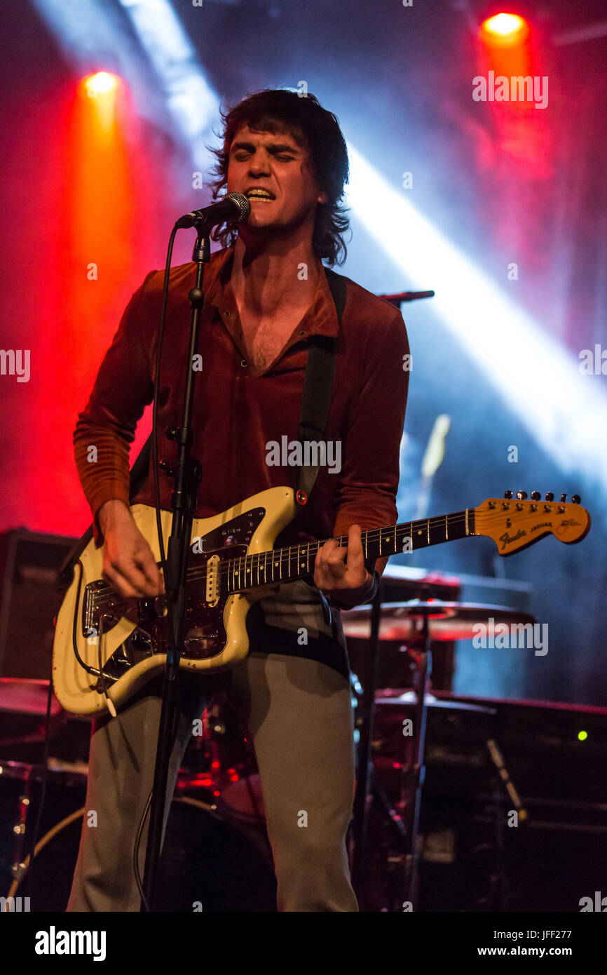 Singing telegram hi-res stock photography and images - Alamy