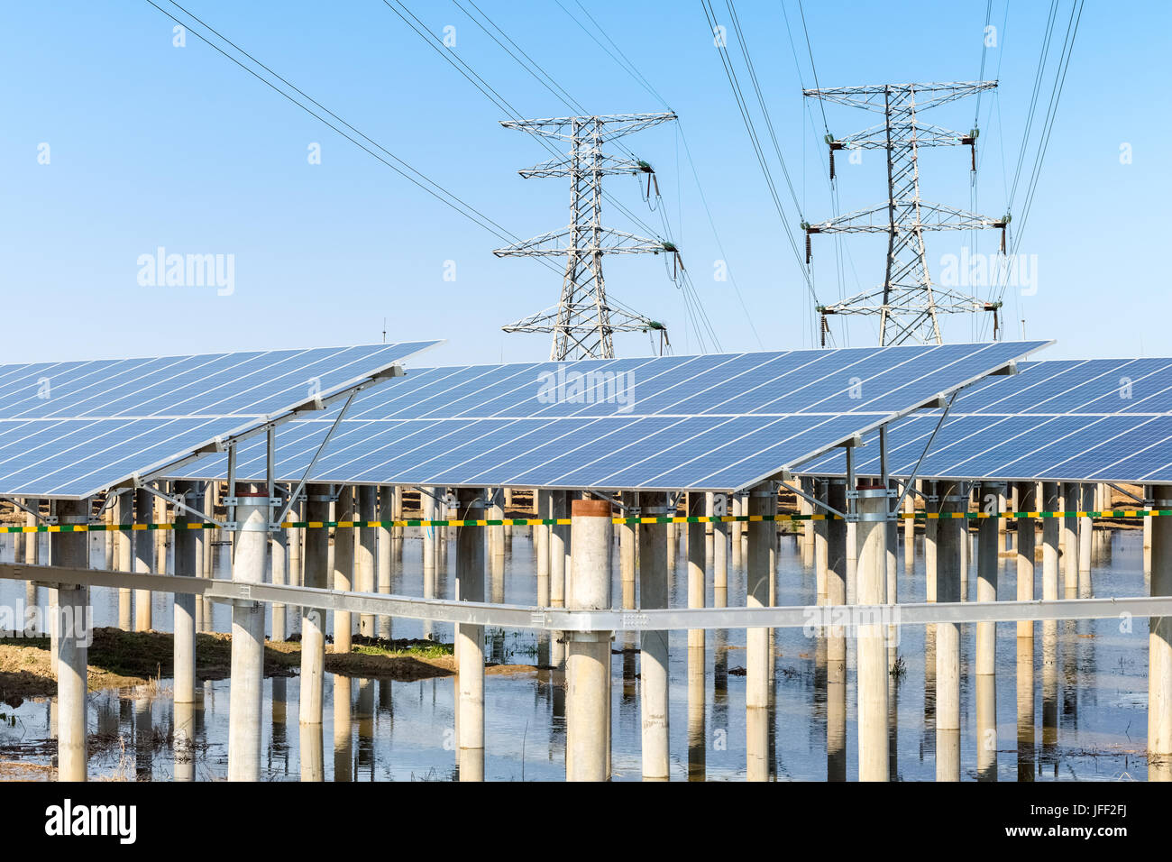 solar power plant under the sunny sky Stock Photo - Alamy
