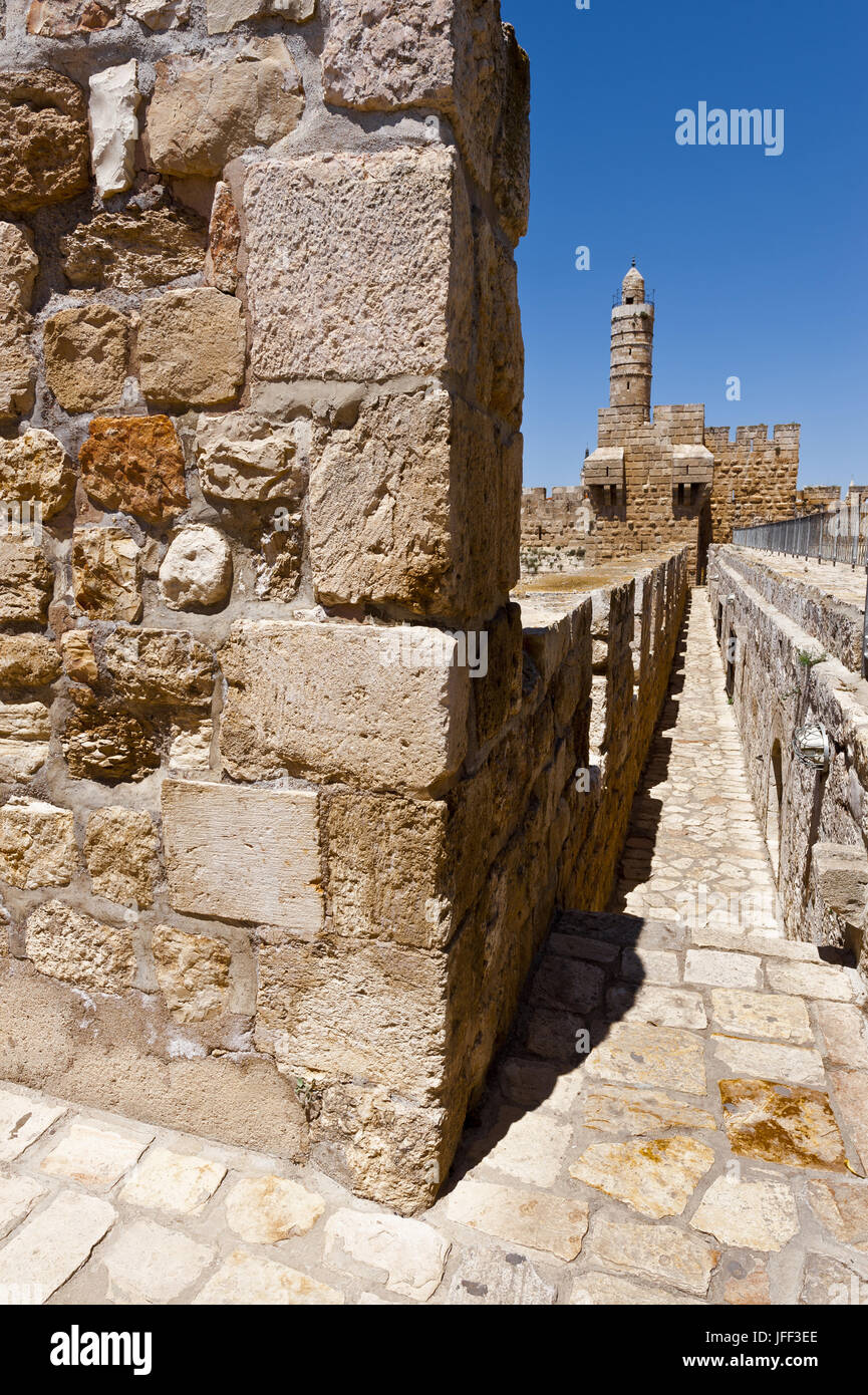 Old city walls jerusalem hi-res stock photography and images - Alamy