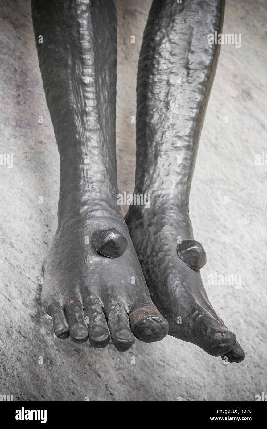 Nailed feet crucifixion jesus hi-res stock photography and images - Alamy
