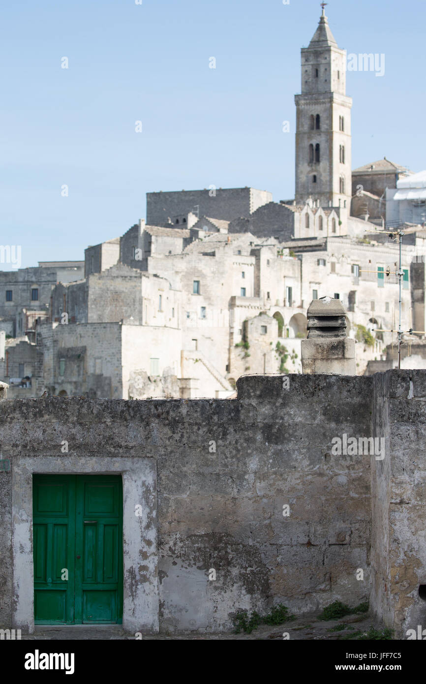 The green gate Stock Photo - Alamy