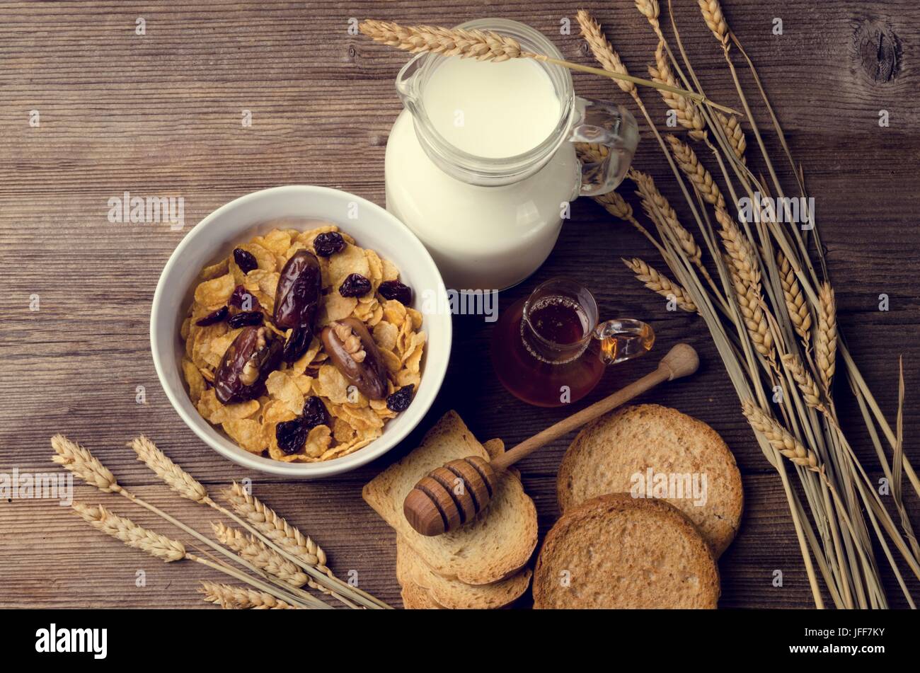 Hafer milk hi-res stock photography and images - Alamy